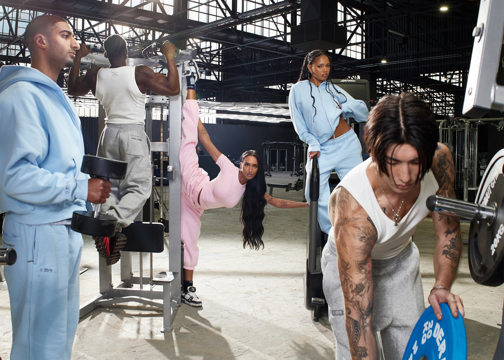 SSS REALISM X DERRIMUT GYM R+D GYM SHORTS BLACK – Secret Sneaker Store ...